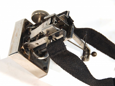 Sphygmograph :: MoHMA