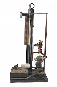 Sphygmomanometer :: MoHMA